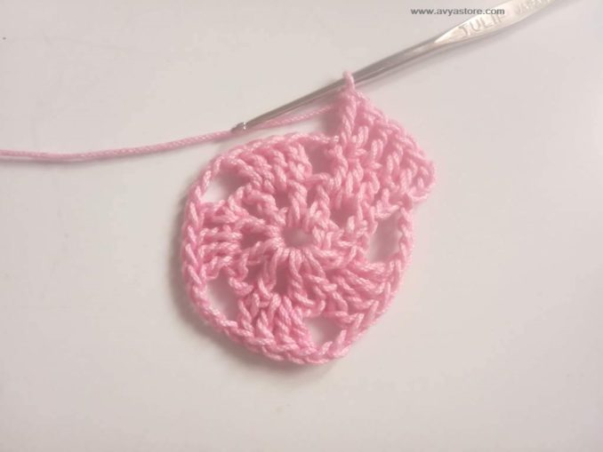 How To Crochet Pentagon Motif - Free Pattern and Instructions