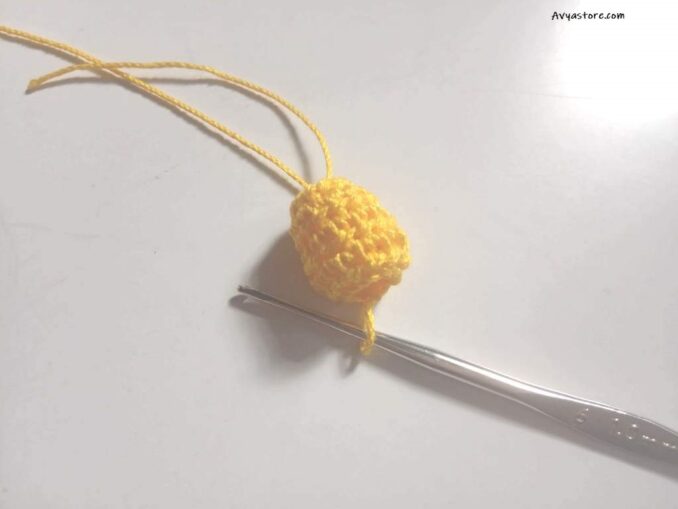 How to crochet Yellow Bellflowers - Free Pattern and Instructions