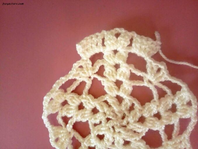 How to Crochet Large Flower Motif - Free Pattern and Instructions