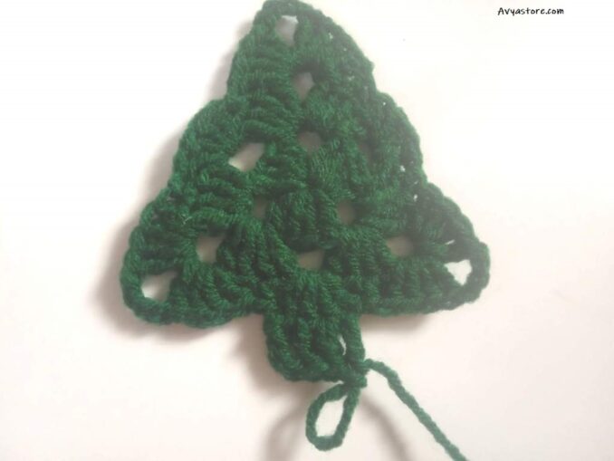How to crochet an Applique Christmas Tree - Free Pattern